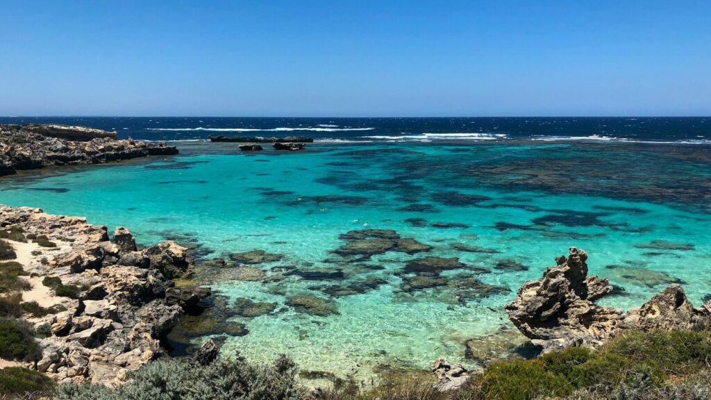 Exploring the Coast of Perth: The Top 6 Beaches, Plus an Unmissable ...